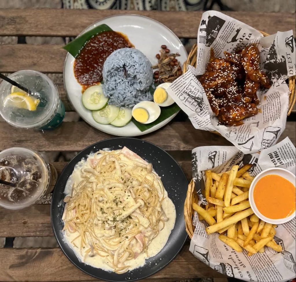 10 Must-Try Halal & Muslim-Owned Cafes in Johor (2025 Guide) - Johor Foodie